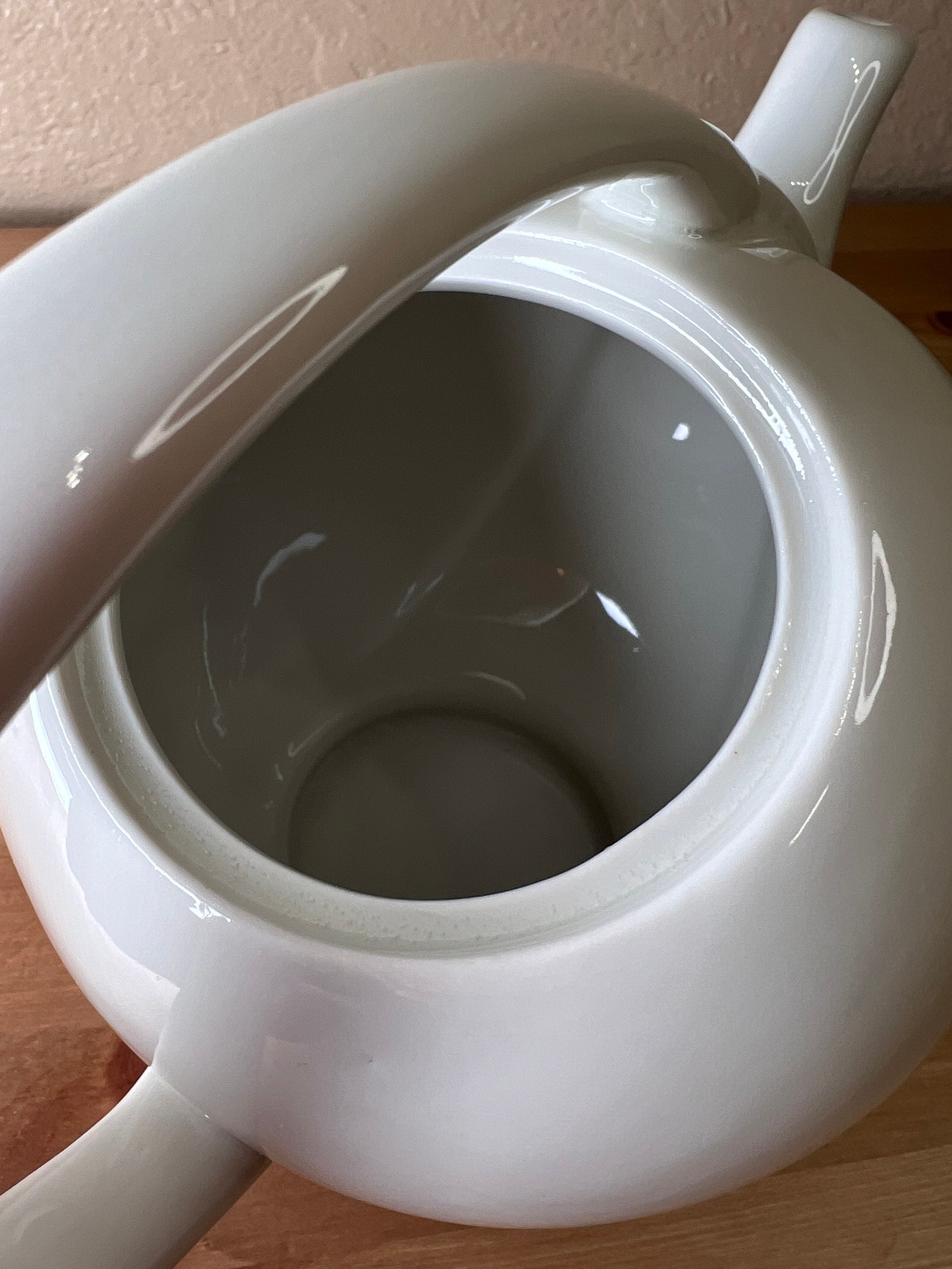Vintage Midcentury Hall Airflow Teapot, Art Deco, Minimalism, Cream ...