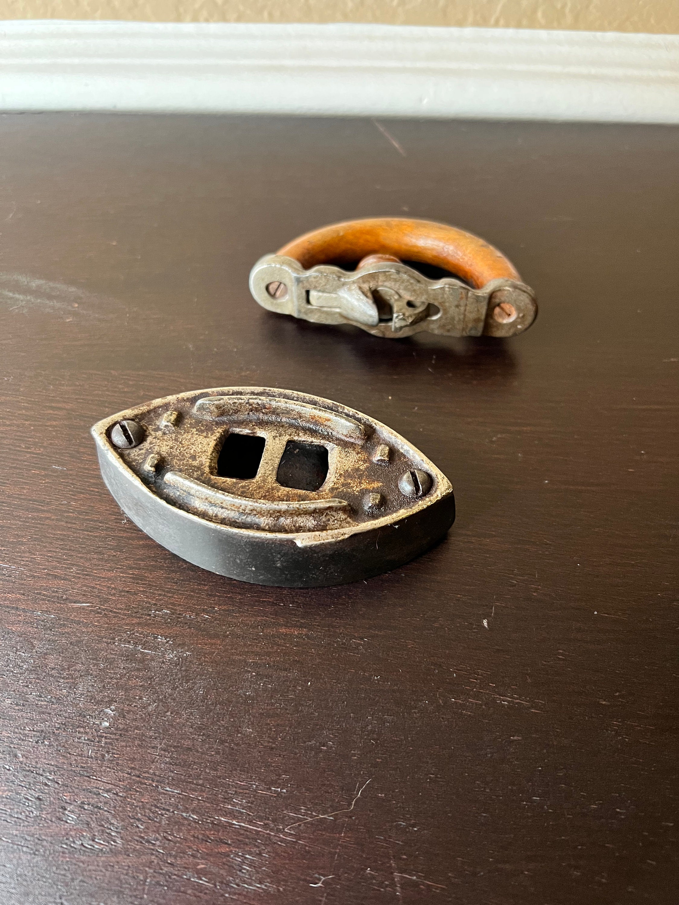 Antique Miniature Sad Iron, Ironing, Laundry Room, Seamstress Gift ...