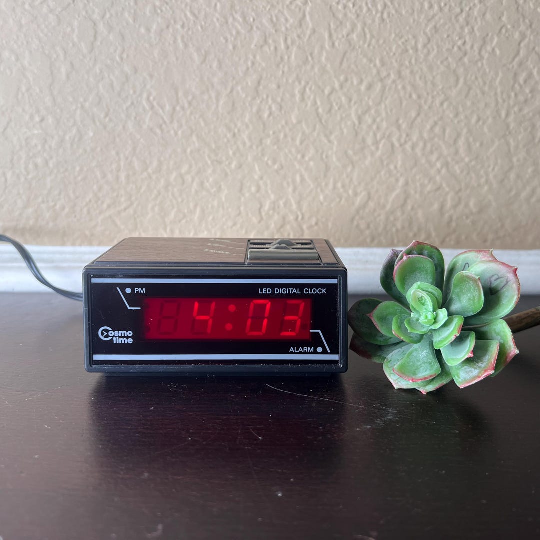 Vintage 1980's Cosmo Time Digital Bedside Clock, LED, Walnut Wood Grain ...