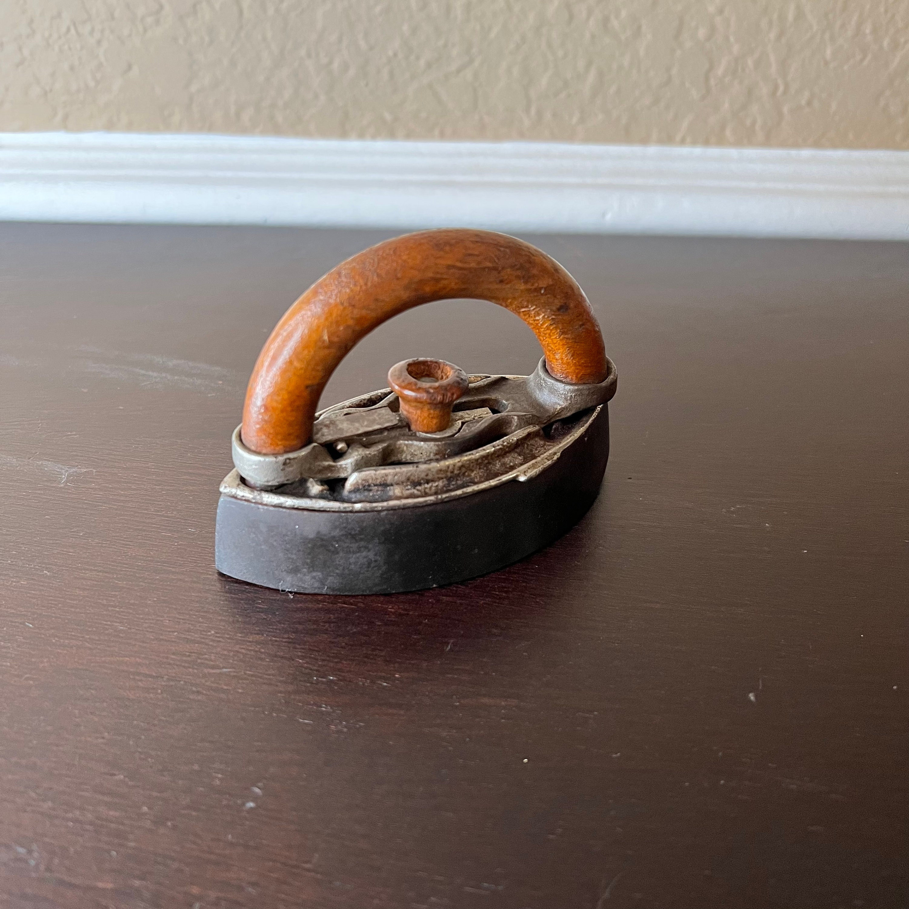 Antique Miniature Sad Iron, Ironing, Laundry Room, Seamstress Gift ...