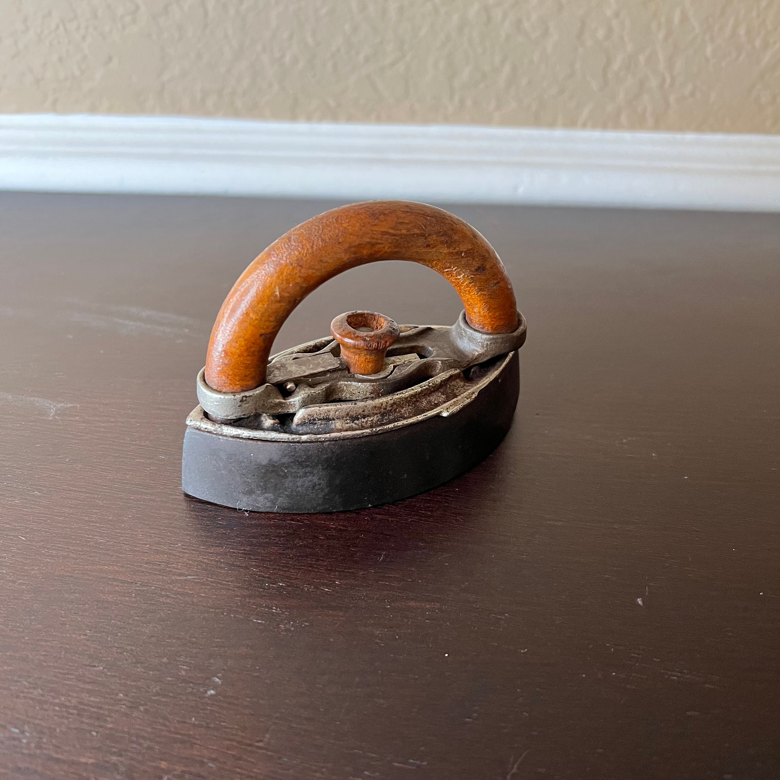 Antique Miniature Sad Iron, Ironing, Laundry Room, Seamstress Gift ...