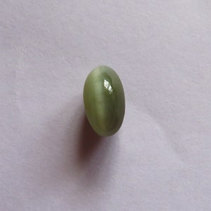 2.85 Ct. Natural Cats Eye. in Sought After Light Apple Green Color With ...