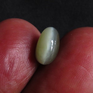 2.85 Ct. Natural Cats Eye. in Sought After Light Apple Green Color With ...