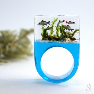 Etsy Design Awards Finalist 2020: Aquarium – Fish Ring With Silver ...