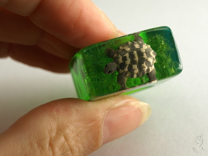 Turtle Majestic turtle ring with a small brown-beige turtle | Etsy
