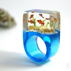 Etsy Design Awards Finalist 2020: Aquarium – Fish Ring With Silver ...