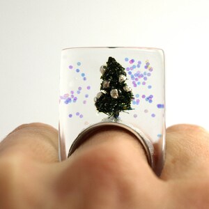 Merry Christmas Sparkling Ring With a Decorated Christmas Tree Made of ...