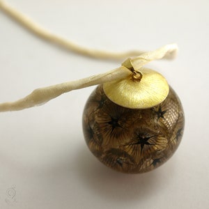 Star Scabiosa Flower Necklace With a Real Star Scabiosa in Resin, Gold ...