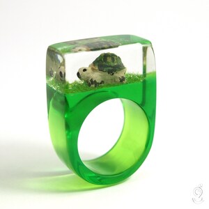 Turtle – Majestic Turtle Ring With a Small Brown-beige Turtle on a ...
