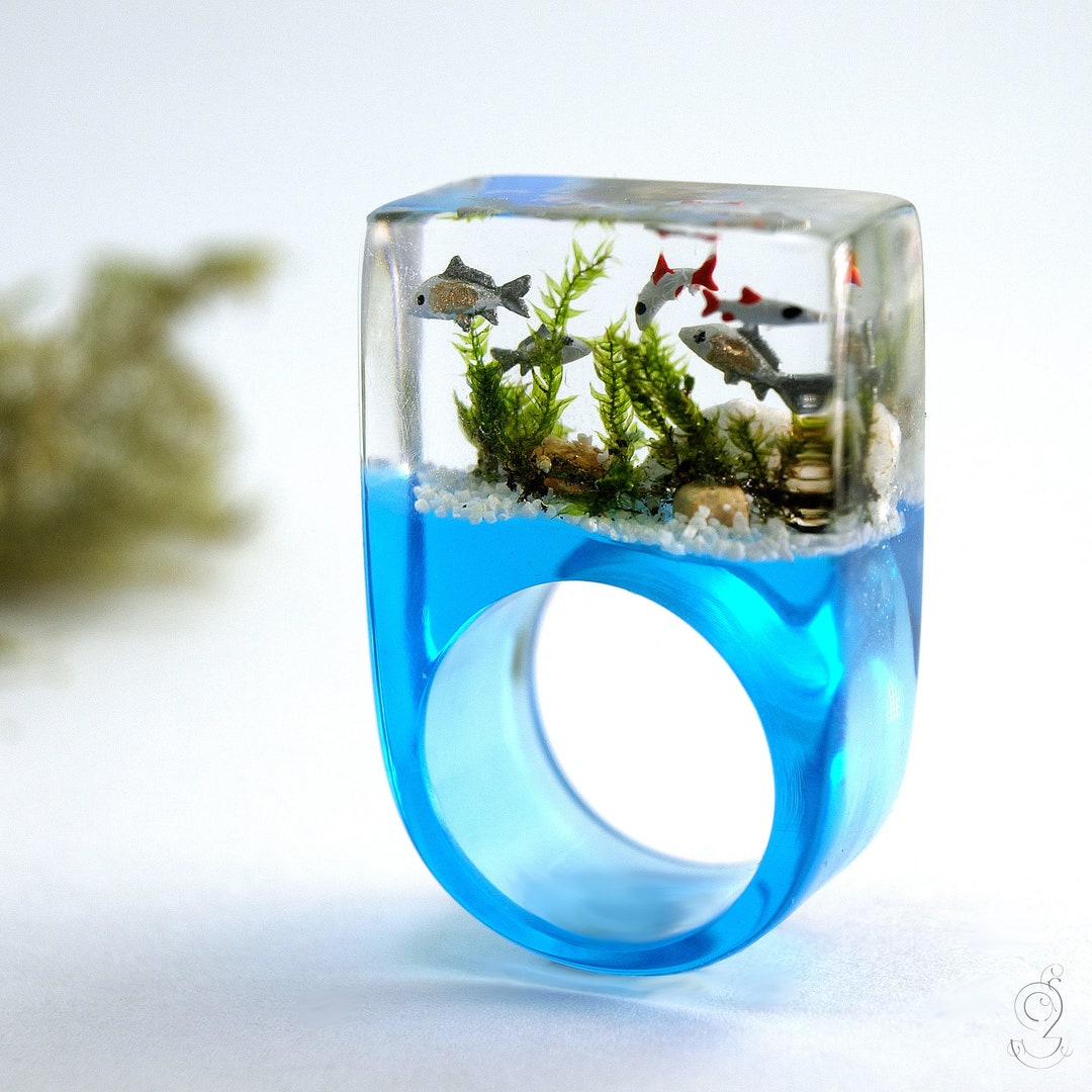Etsy Design Awards Finalist 2020: Aquarium – Fish Ring With Silver ...
