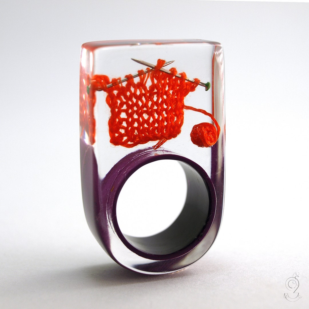 Knitting Ring – Extraordinary Ring With Orange-red Knitted Wool and ...