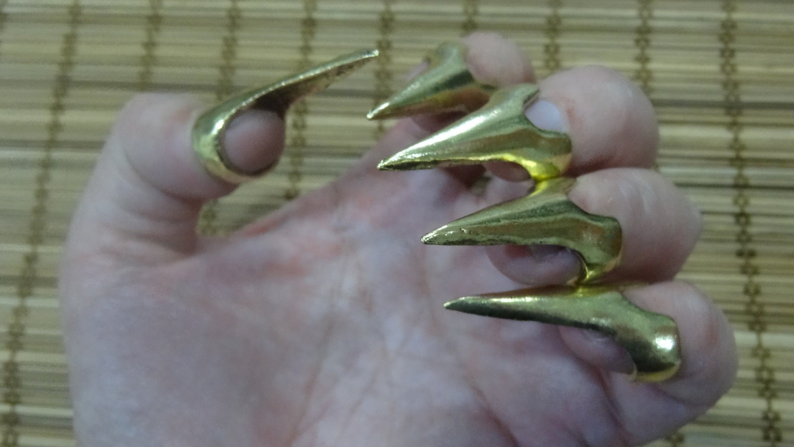 Non Adjustable Gold Cat Claws Set of 5 or 10 Gold Claw Rings, Claws, Kitten Claws, Fingers Claws ...