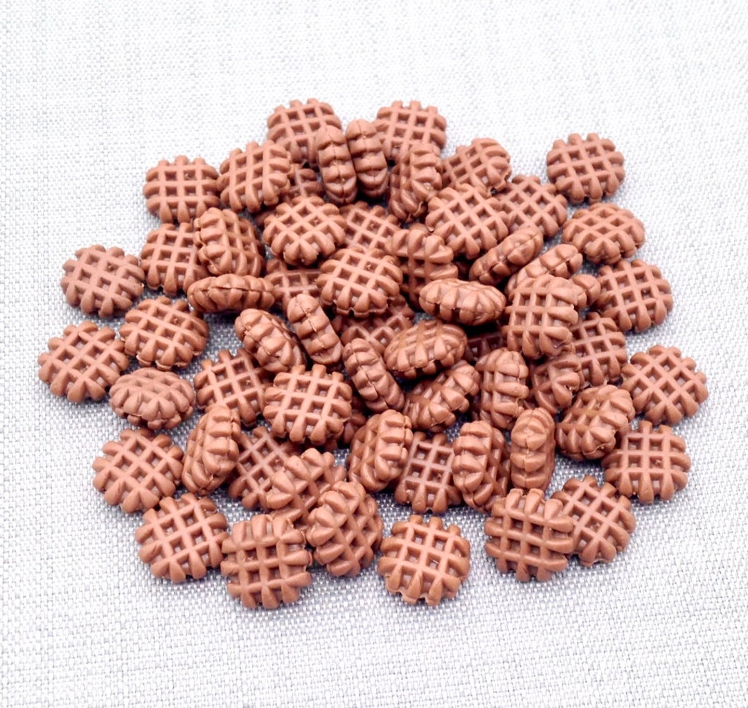 20 Miniature Dollhouse Waffles Clay Polymer Chocolate Cake Small Waffle ...