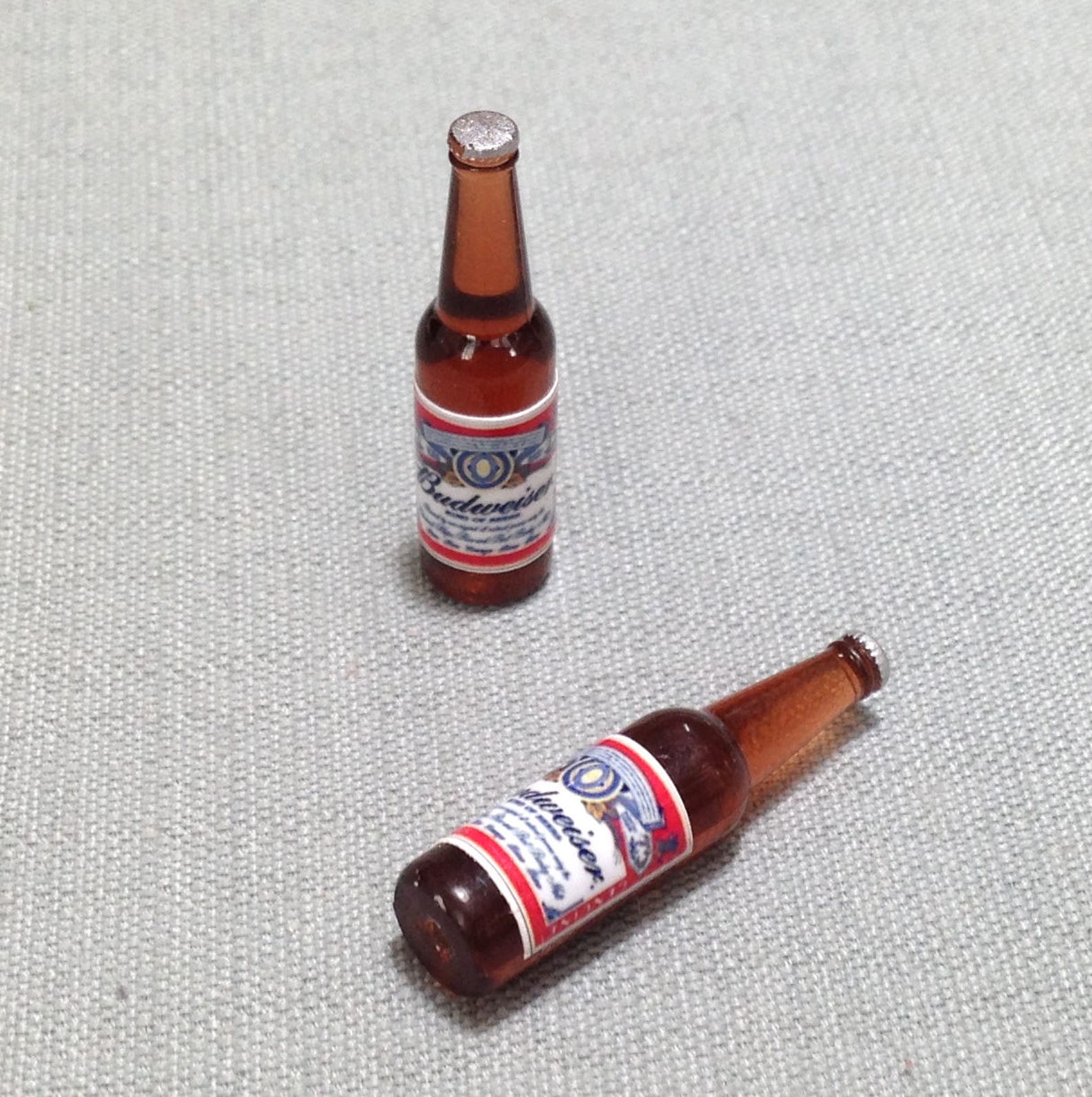 2 Miniature Dollhouse Beer Plastic Drinks Alcohol Refreshment | Etsy