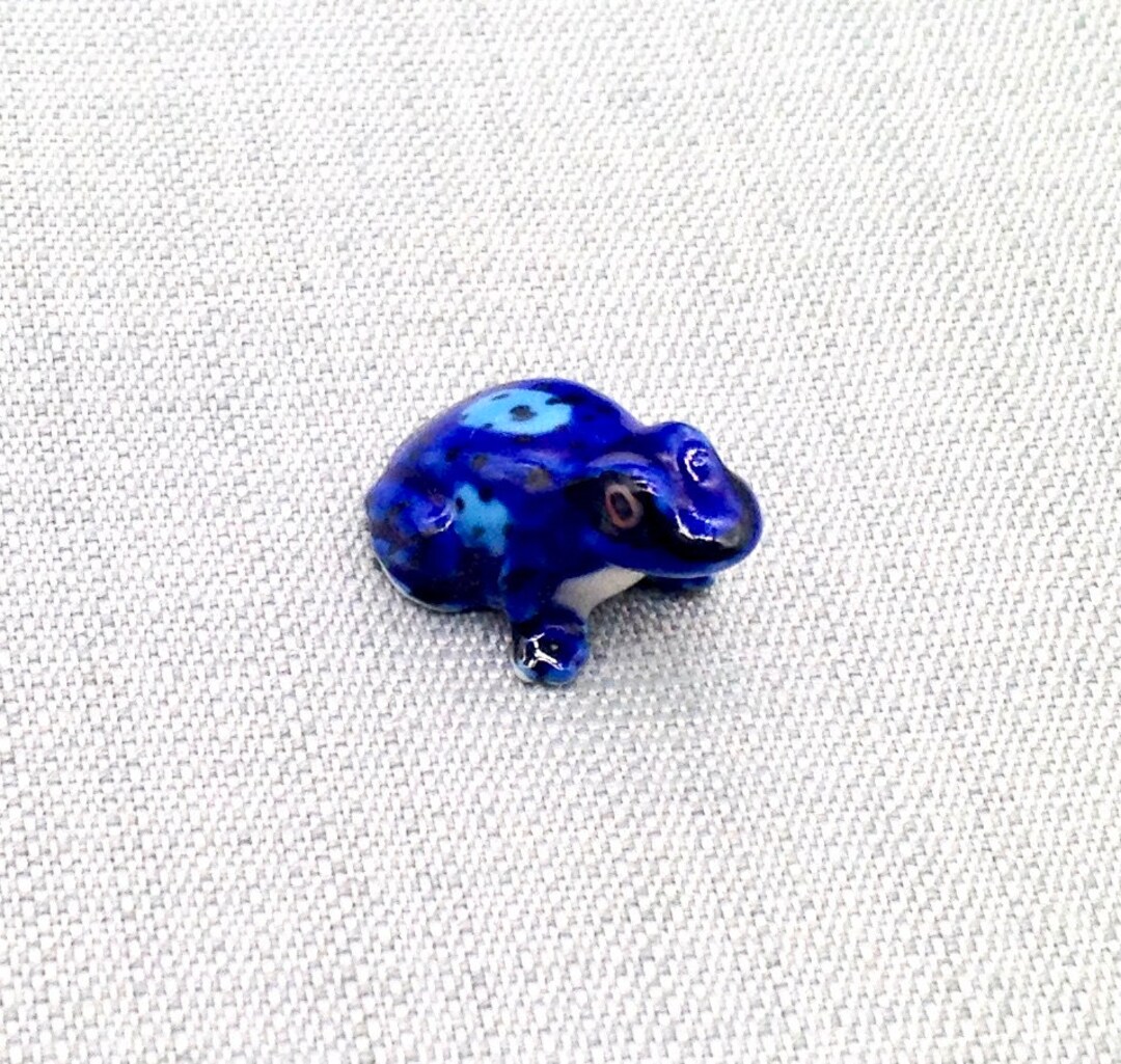 Miniature Ceramic Frog Toad Mini Baby Reptile Animal Cute Little Blue ...