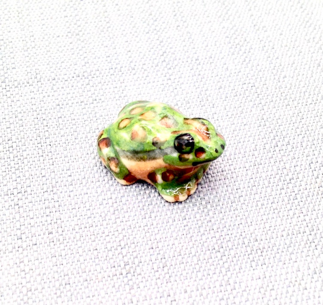 Miniature Ceramic Frog Toad Mini Baby Reptile Animal Cute Little Green ...