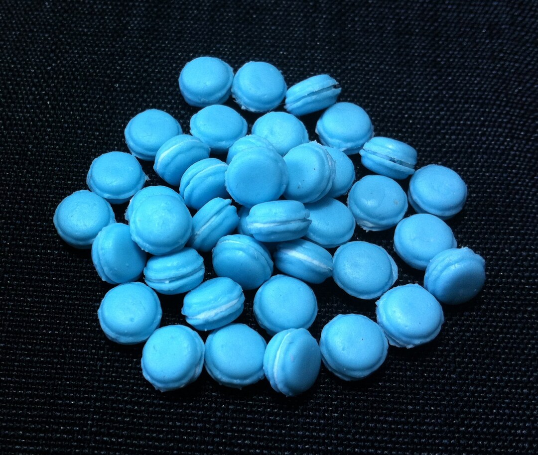 20 Miniature Dollhouse Macaroons Macarons Blue Clay Polymer Cookies ...