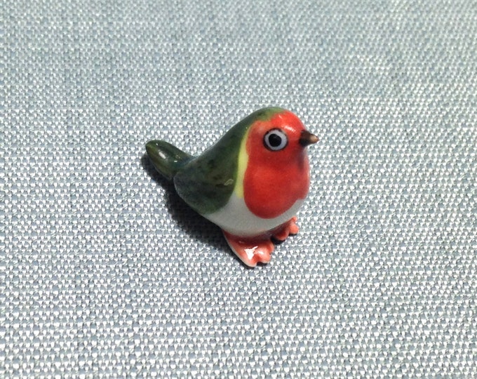 Miniature Ceramic Robin Redbreast Bird Animal Cute Little Green Red ...