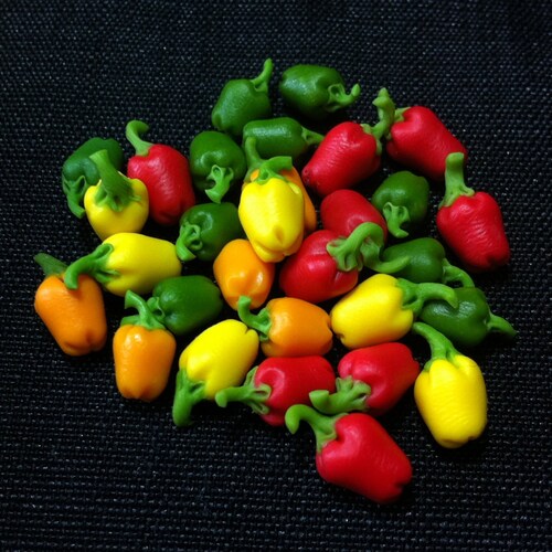 20 Miniature Dollhouse Mix Bell Peppers Clay Polymer Red Green - Etsy