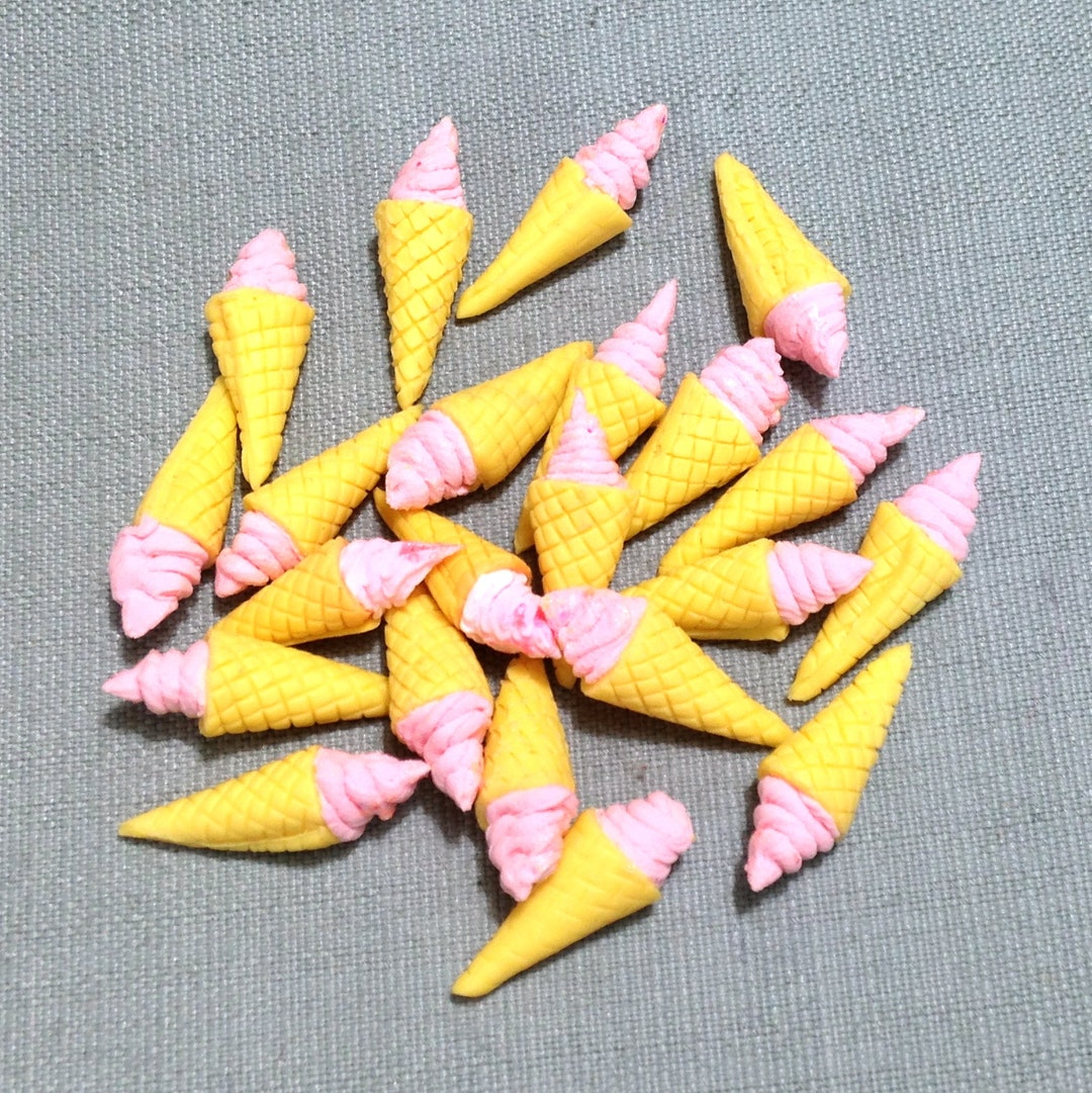 10 Miniature Dollhouse Ice Creams Cones Clay Polymer Cream Strawberry ...