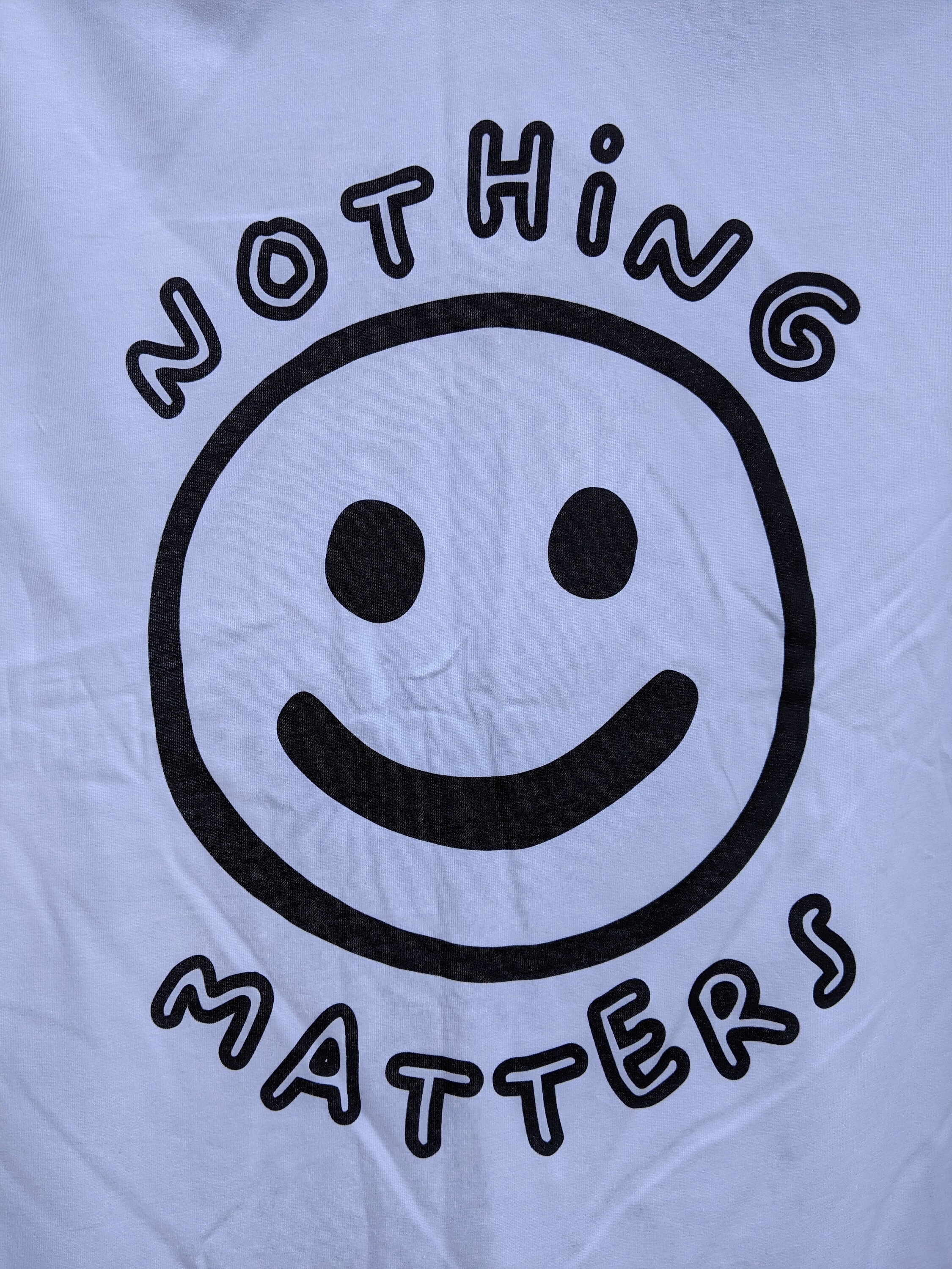 Nothing Matters Smiley T-shirt - Etsy UK