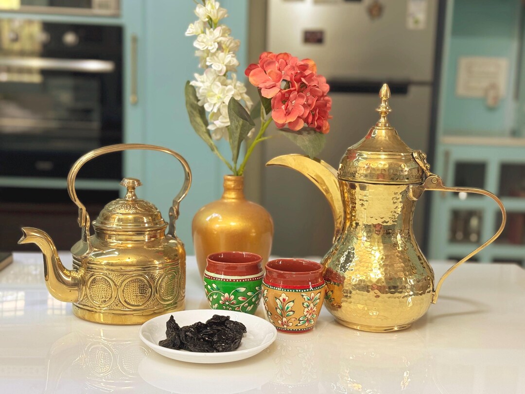 Engraved Brass Tea Kettle and Dallah Set: Arabic Coffee Pot - Etsy