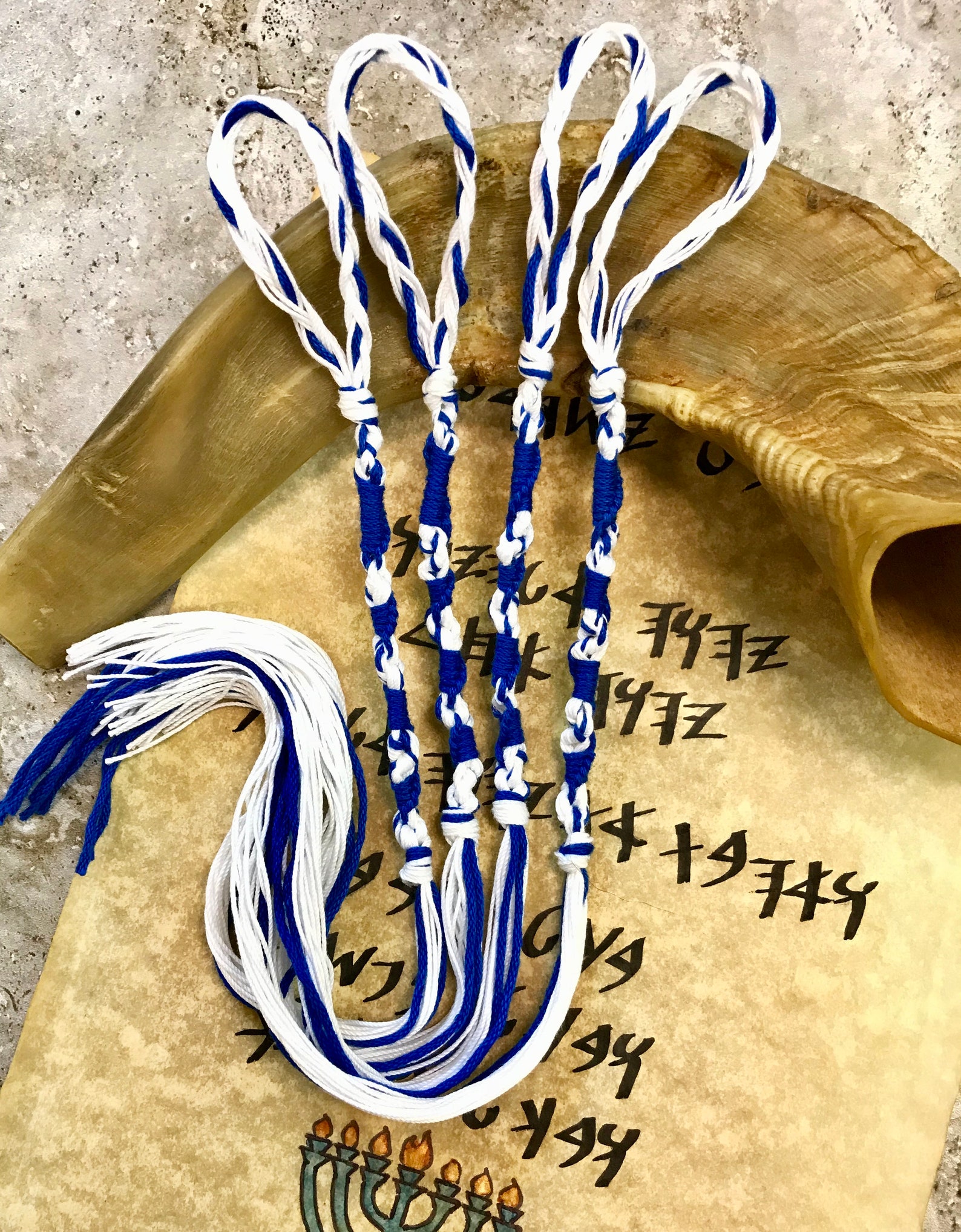 Tzitzit set of 4 Traditional blue and white Messianic Tzitzits | Etsy