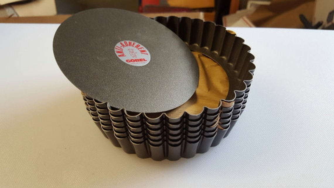 Gobel Round Non-stick Fluted Quiche Tart Mold With Loose Removable Bottom 5-1/2 Inch Gobel of ...