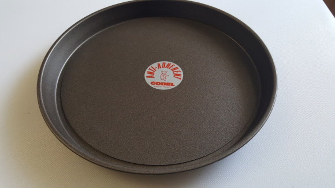 Gobel Round Non-stick Tart Quiche Pan (plain Edge) With Loose Removable Bottom - 9-1/2 Inch ...