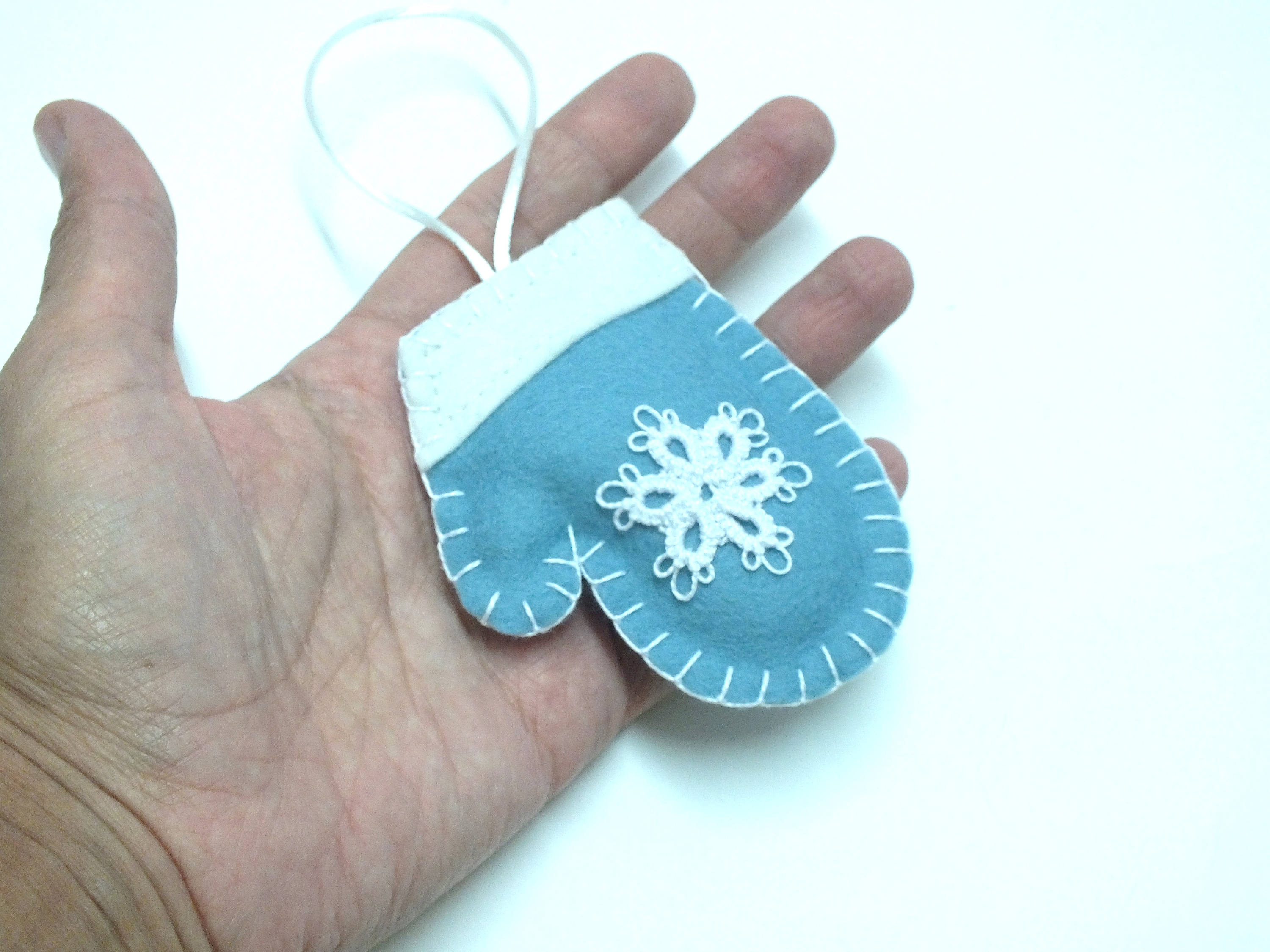 Christmas Mitten Ornament Glove Christmas Decor Snowflake - Etsy