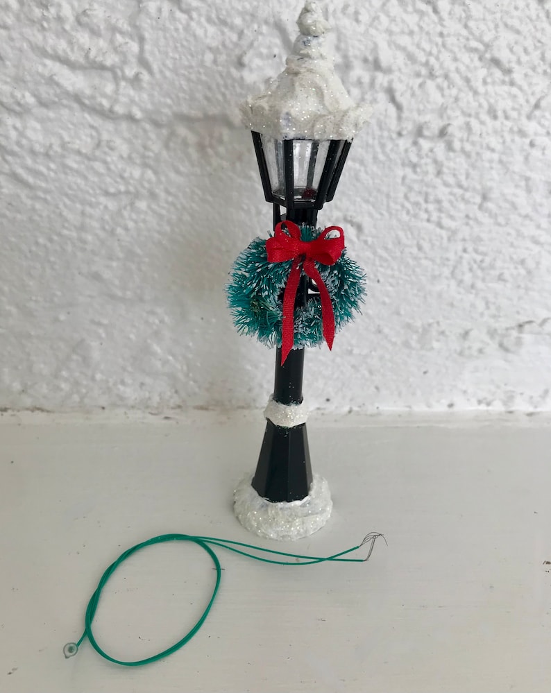 Holiday Lamp Post - Etsy