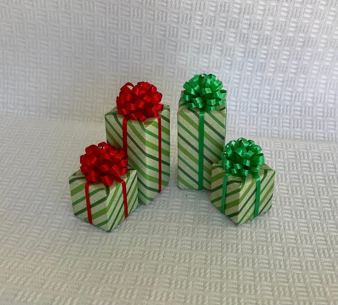 Tall or Short Green Striped Gift - Etsy