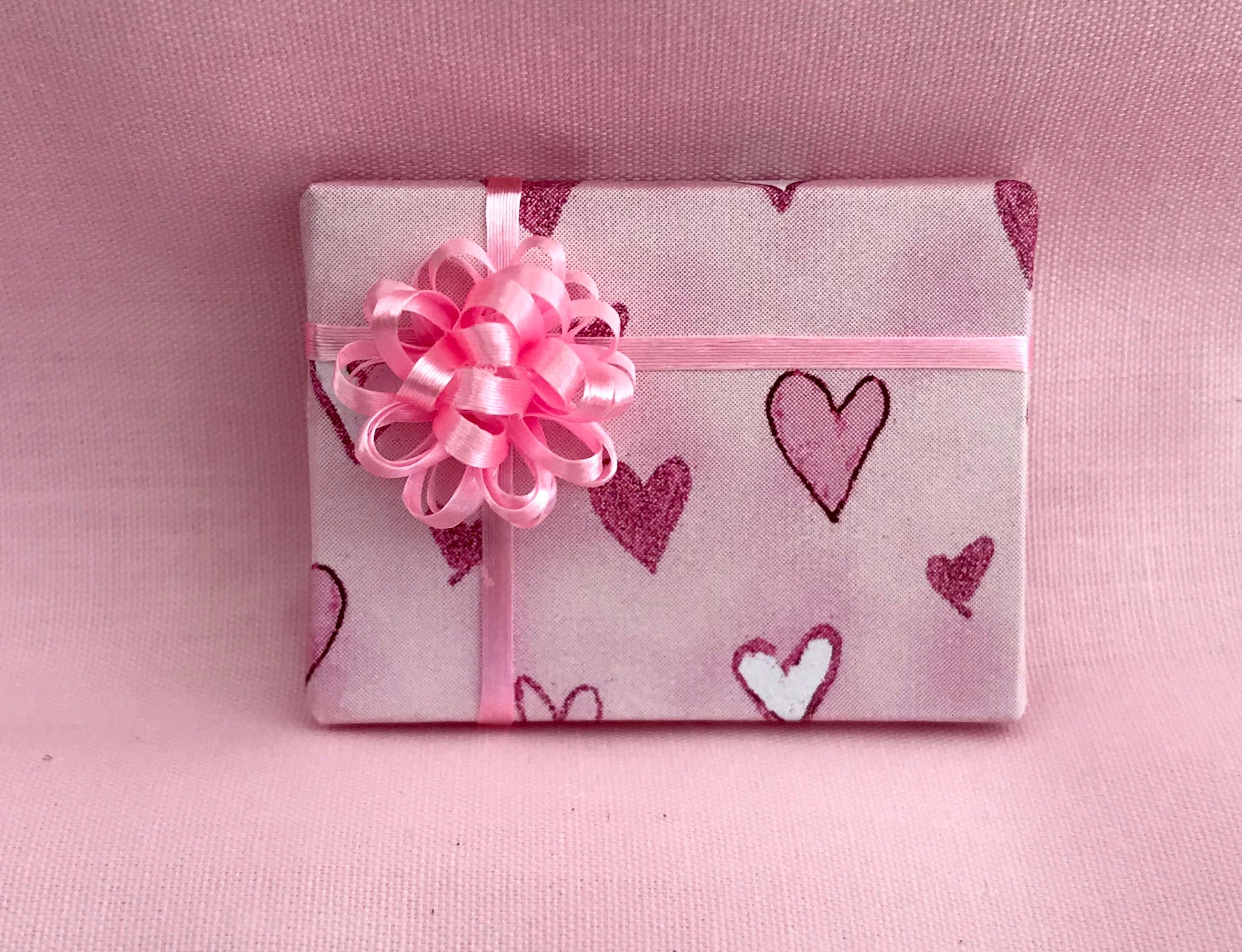 Heart Gift - Etsy