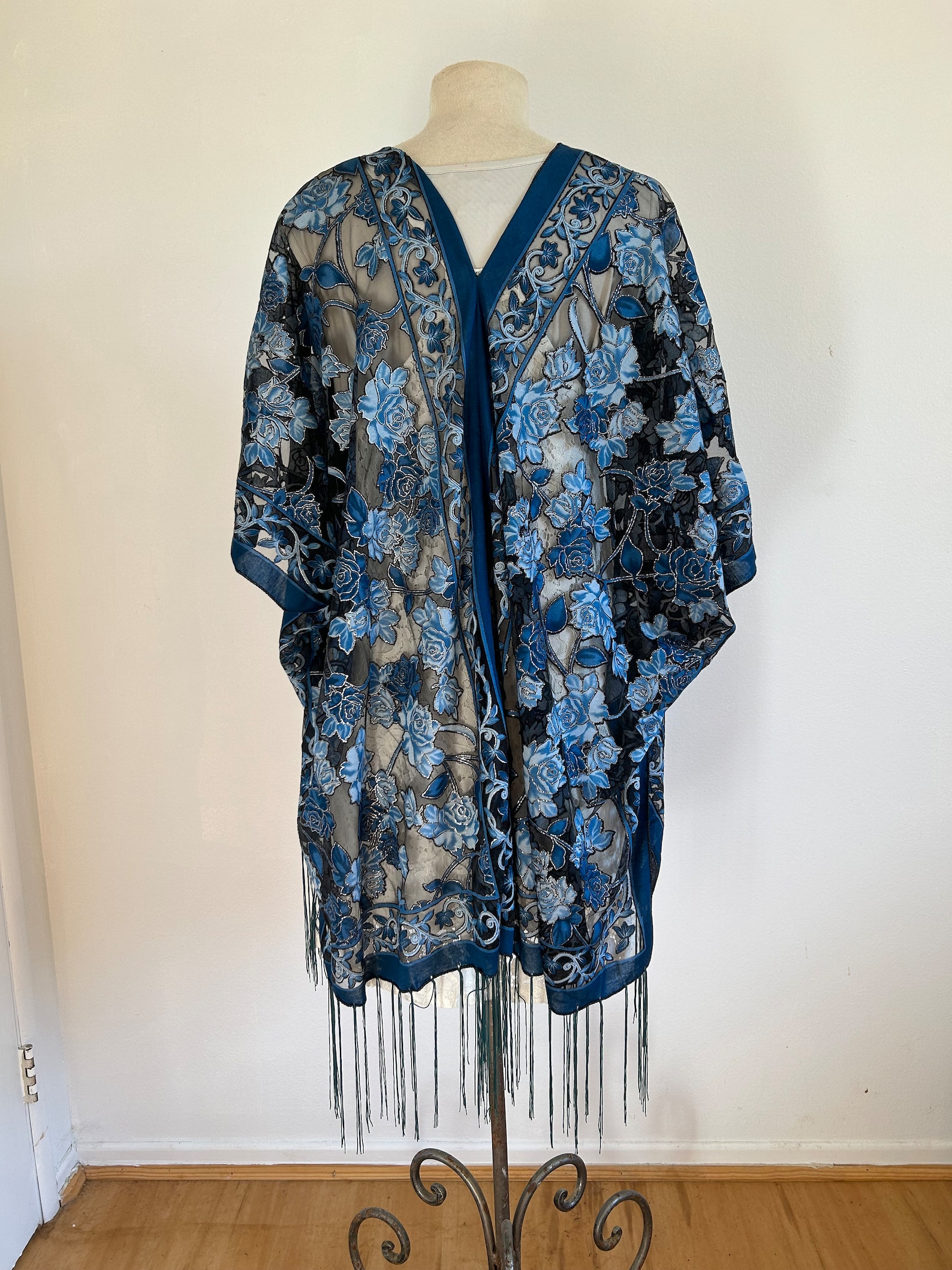 Blue Floral, Rose, Kimono, Roses, Fringed, Handmade, Kimono With ...