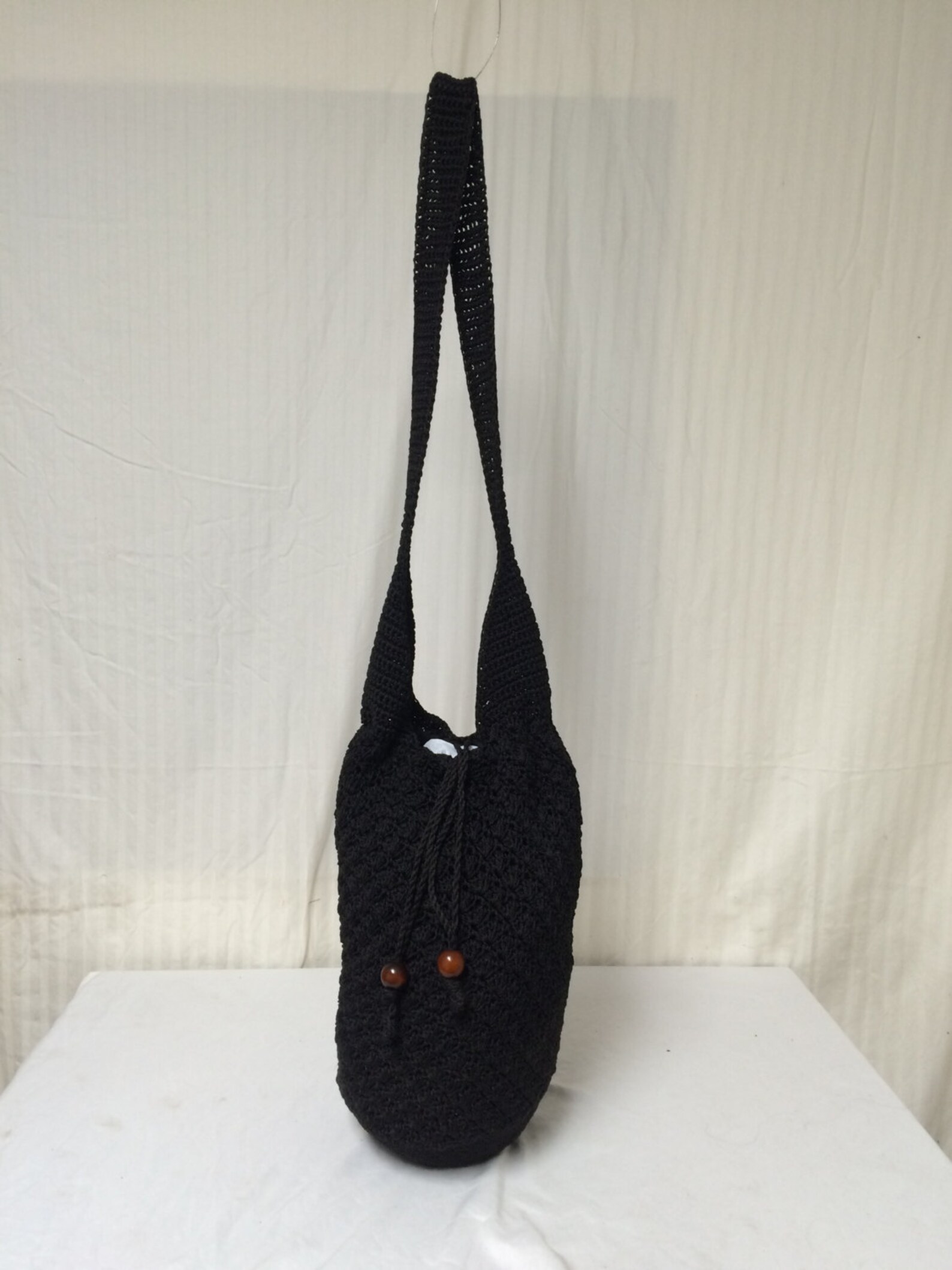 Black knit bucket bag cinch pursebag shoulder bag | Etsy