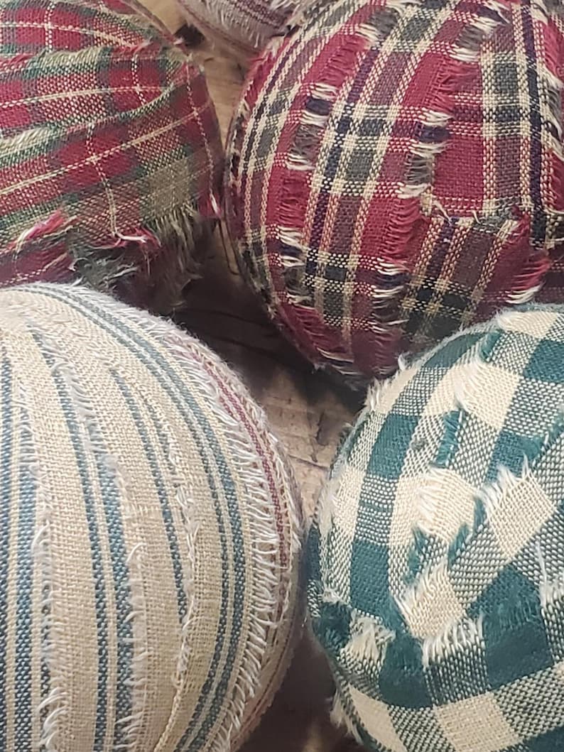 Homespun Fabric Christmas Rag Balls, Primitive Rustic Bowl Fillers (set ...