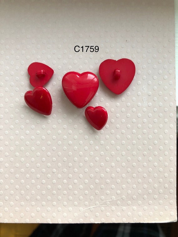 Materials vintage lot 12 inch red heart buttons Sewing & Fiber etna.com.pe