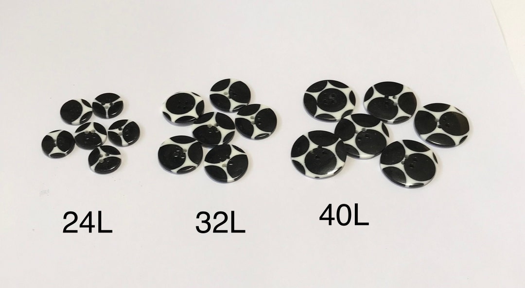 One Package 12 Buttons Vintage Black and White Abstract 4 hole ...