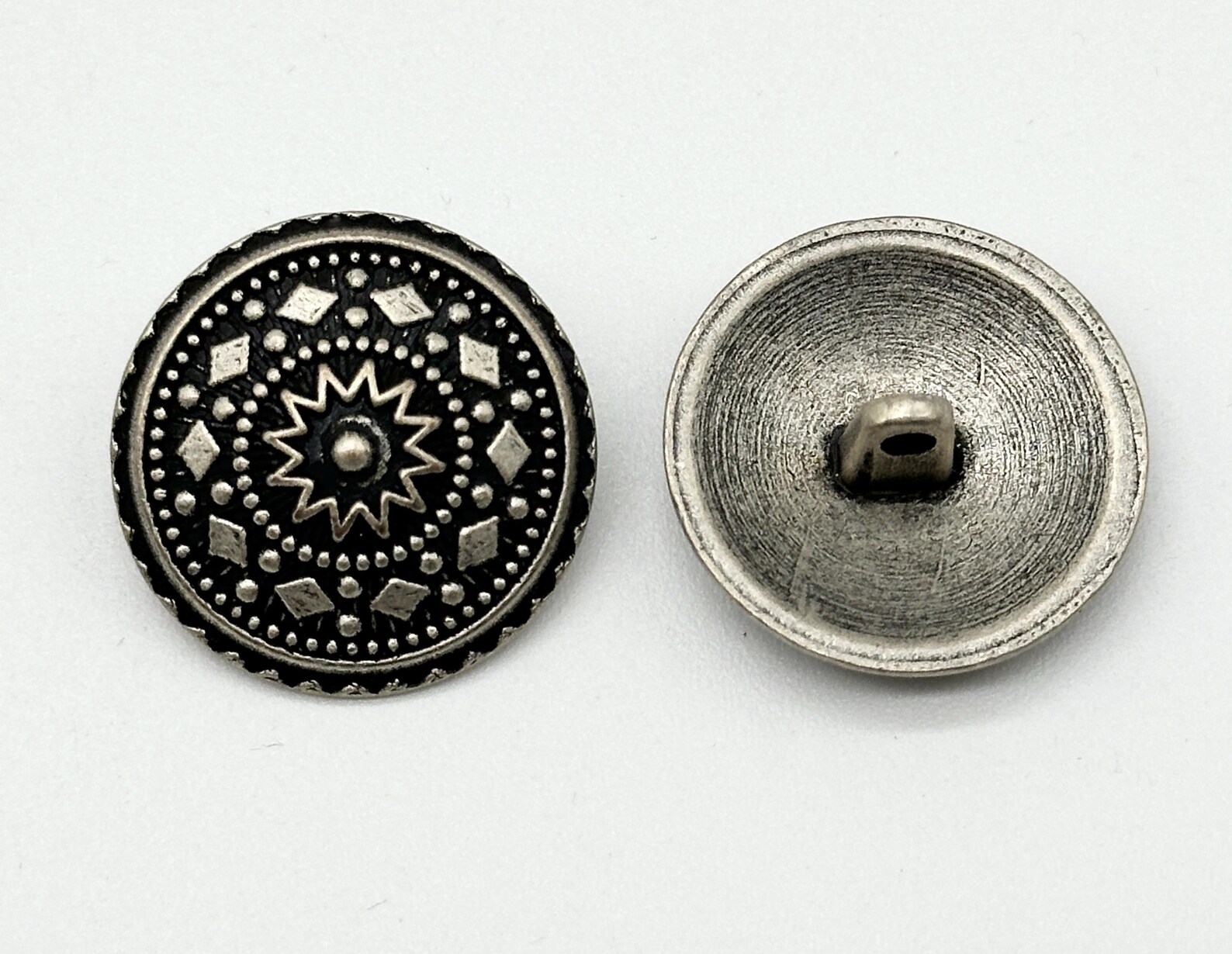 Vintage Metal Shank Buttons: Antique Gold & Silver, Italian Crafted ...