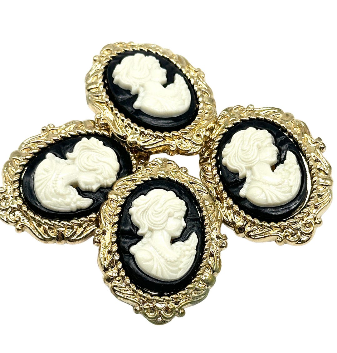 Vintage Gold Frame Cameo Buttons: Black & White, Sewing Embellishments ...