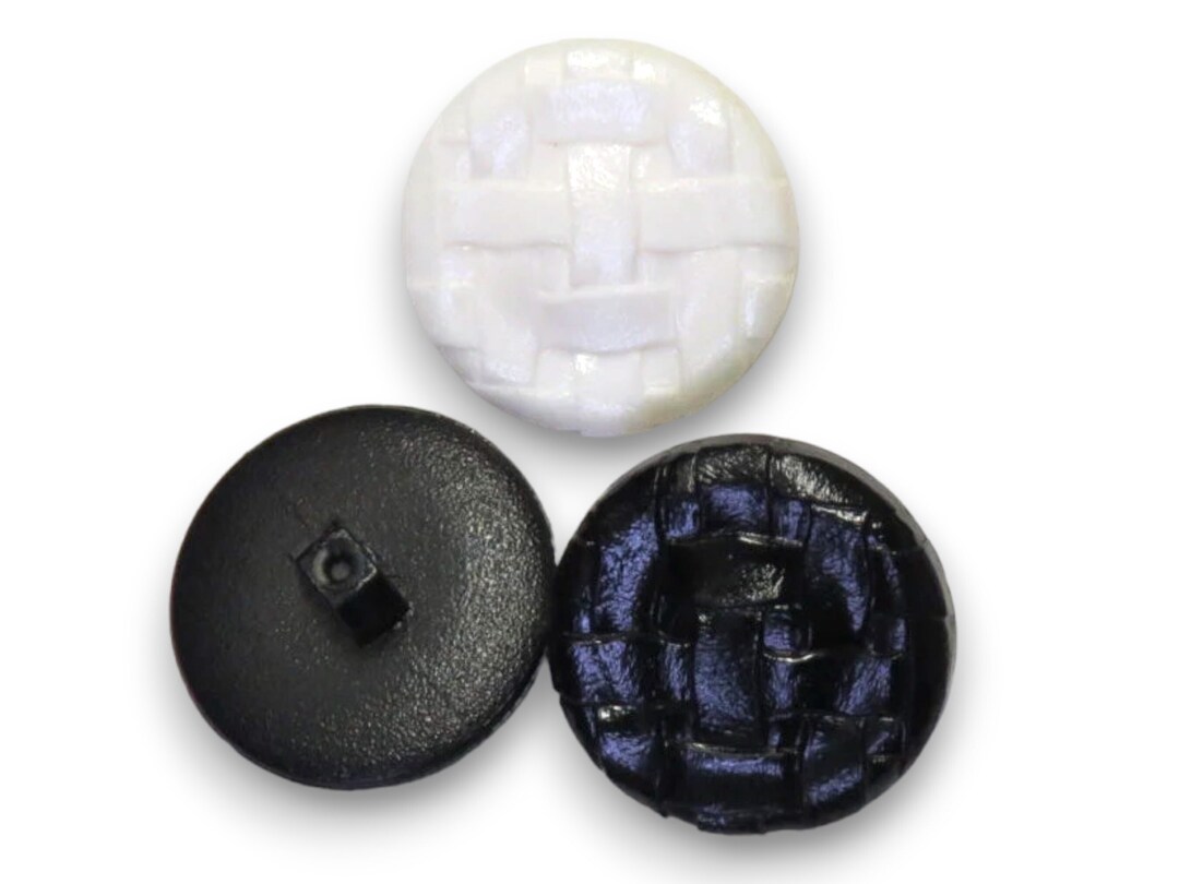Imitation Leather Clothing Buttons, Braided Buttons Comes in Black ...