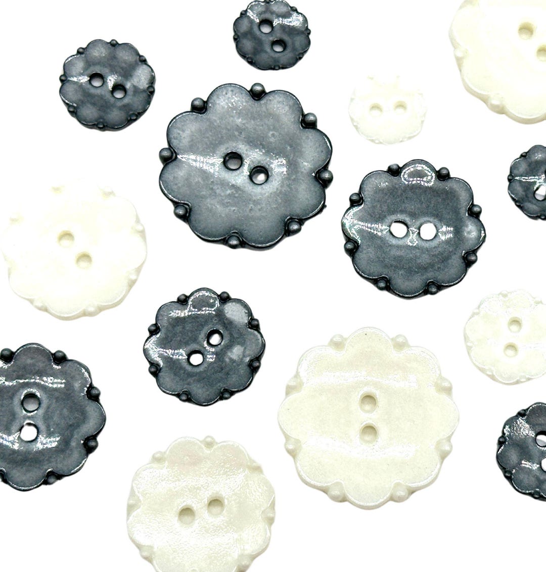 Vintage Pearlized Flower Buttons: 1990s Italian Sewing Embellishments ...
