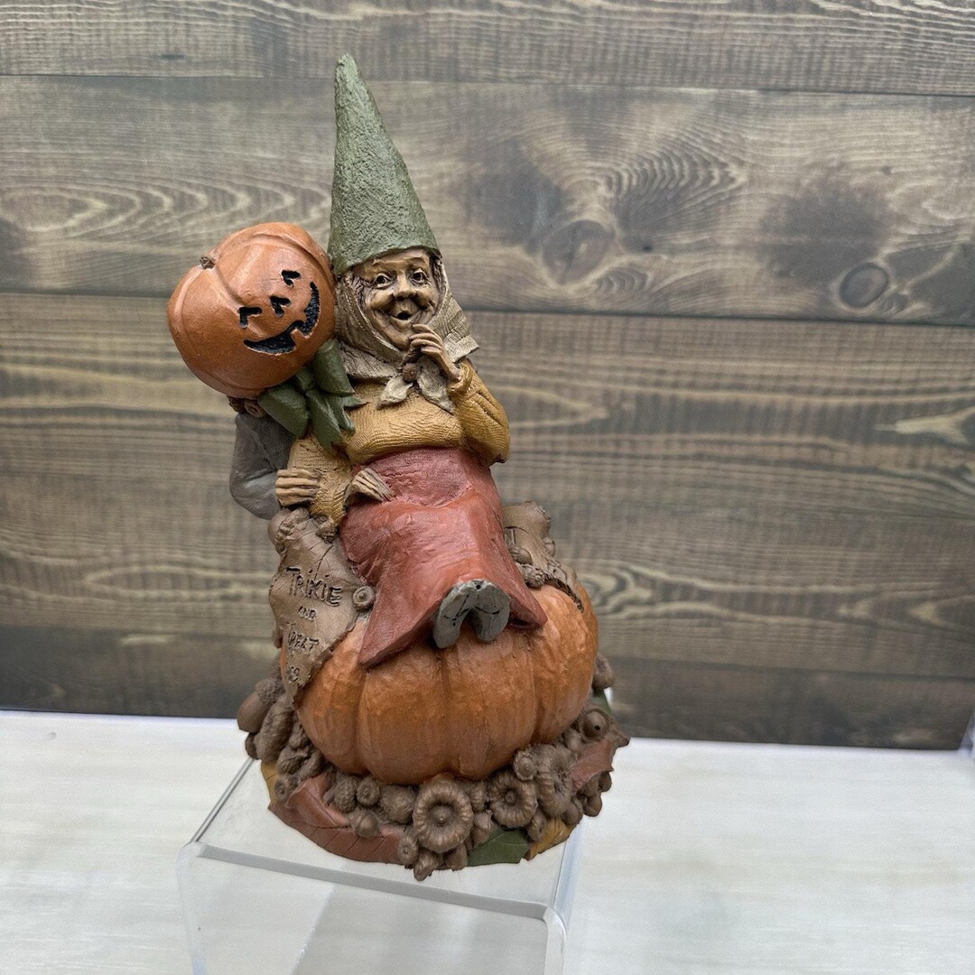 1989 Tom Clark Gnome Trixie and Treat 5091 Woman on Pumpkin Number 25 ...