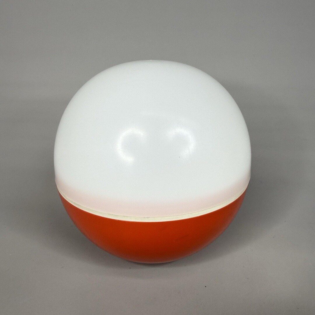 Vintage 1970's Eveready 2350 ALL A ROUND Ball Light Portable Battery ...