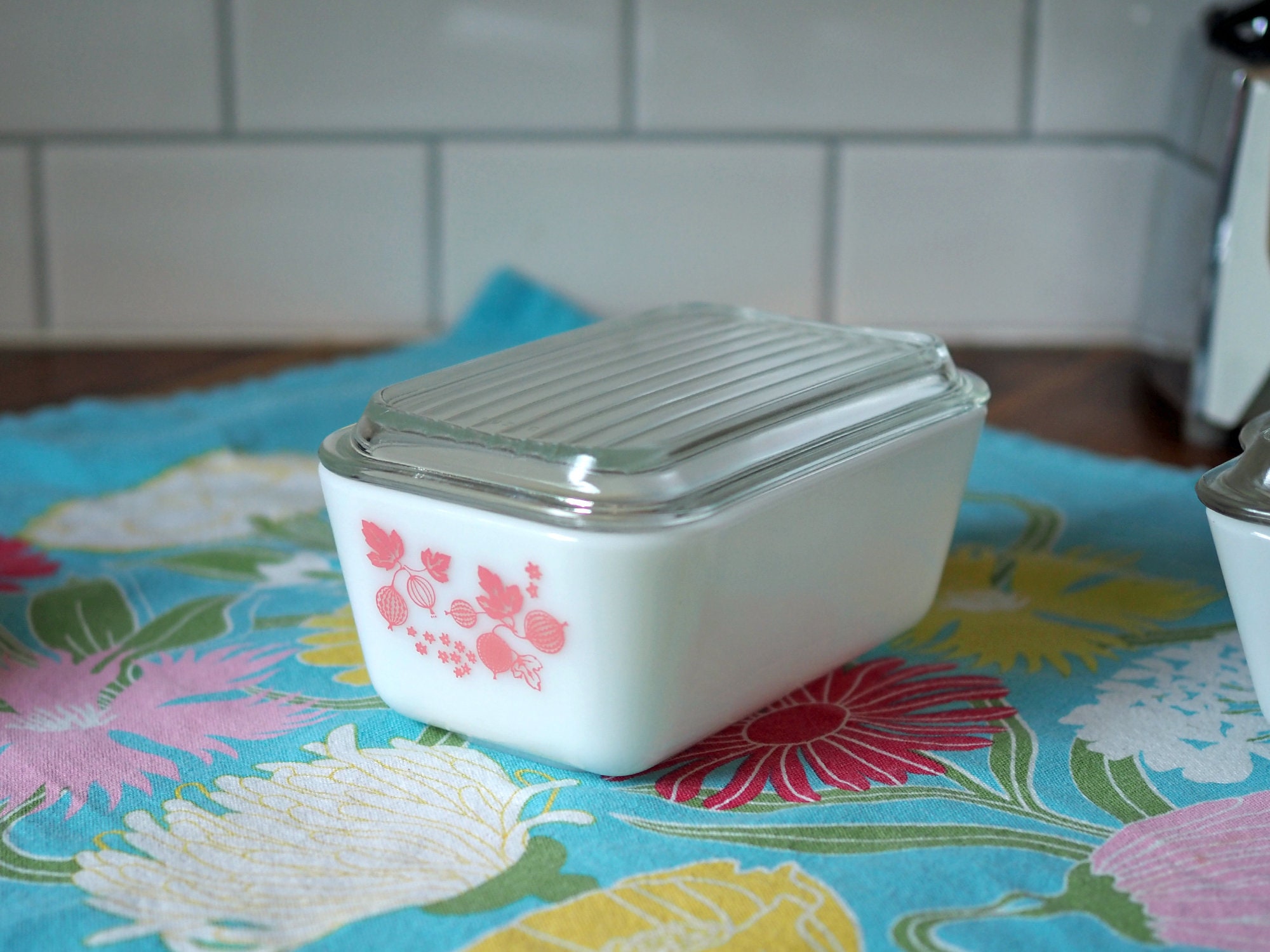 Vintage Pyrex Gooseberry Refrigerator Dish Set - Etsy