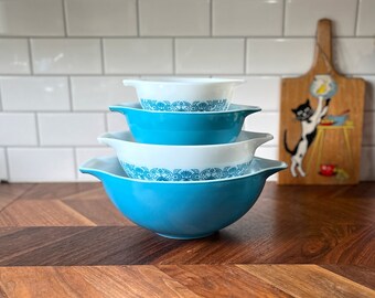 Vintage 1976 Pyrex Blue Homestead Pattern Cinderella Mixing Bowls Set ...