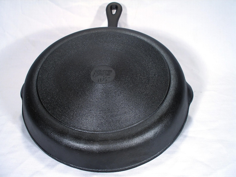 Benjamin Medwin Cast Iron Skillet Set of 4 Skillets Saute Fryer Pan ...