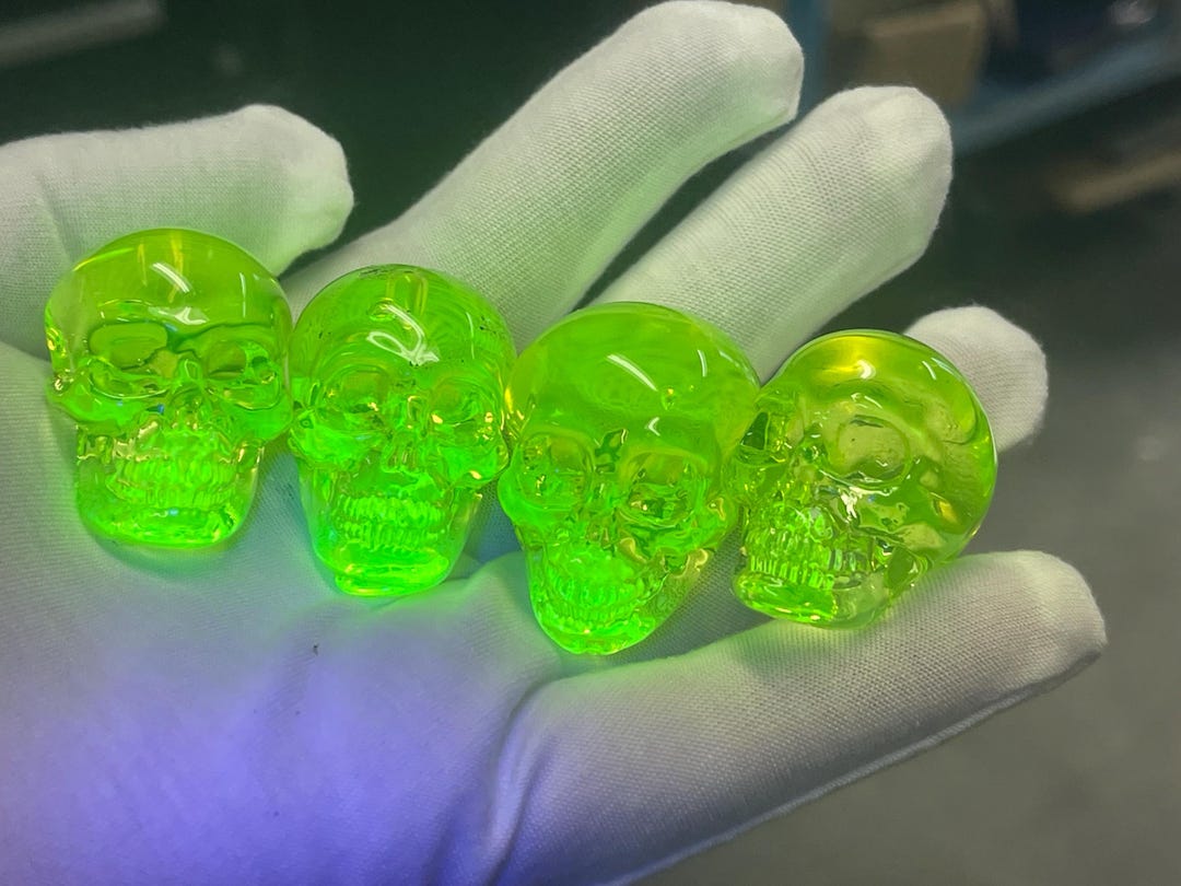 Hand Made Uranium UV Glass Skull From the Brebes Family of Glass ...