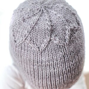 Petal Hat KNITTING PATTERN / Petal Hat Pattern / Flower Hat Pattern ...