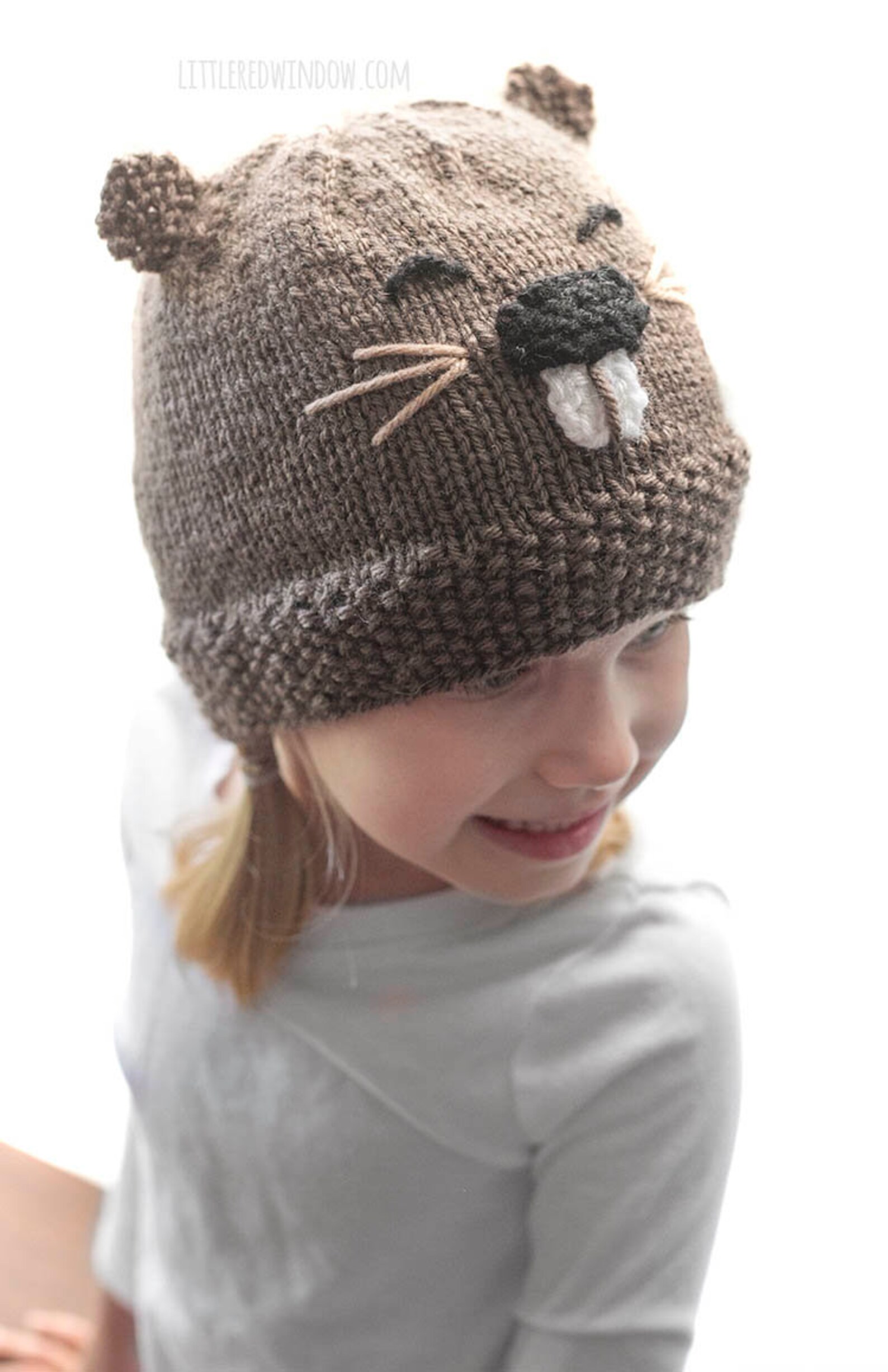 Busy Beaver Hat KNITTING PATTERN / Beaver Knitting Pattern / Animal Hat ...
